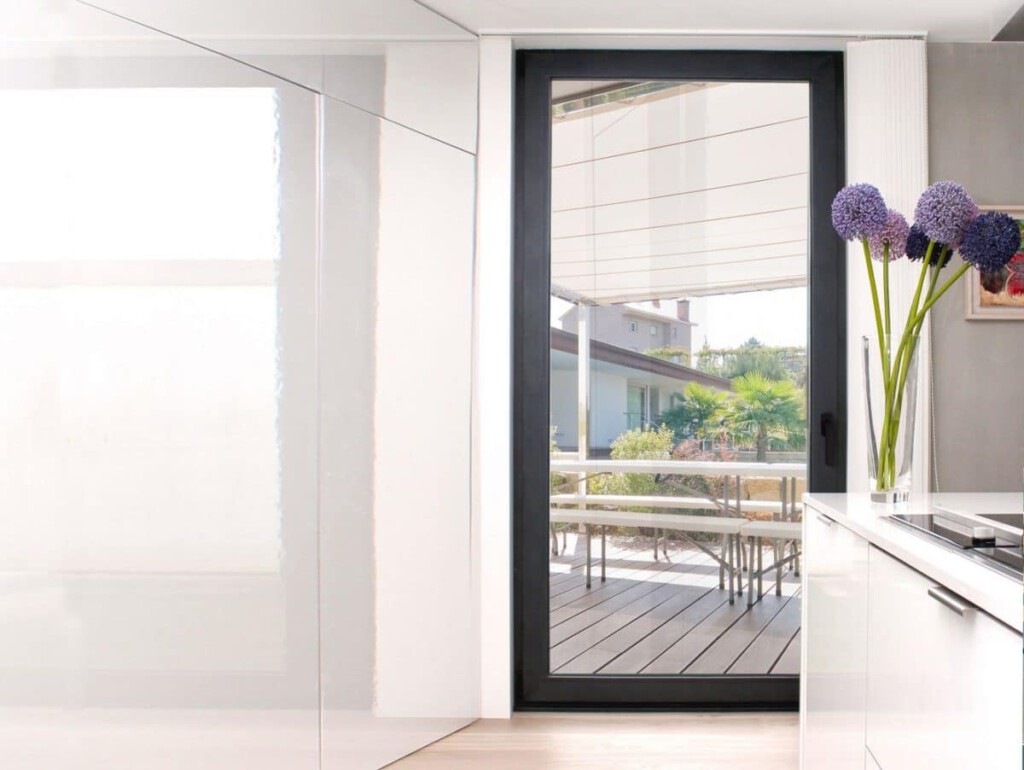 Hinged aluminium windows - ZenAluminium joinery